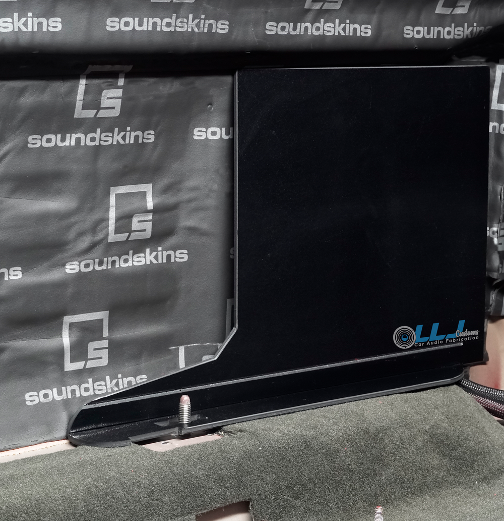 Silverado Amp Rack 2014-2019 Sierra pickup 12"